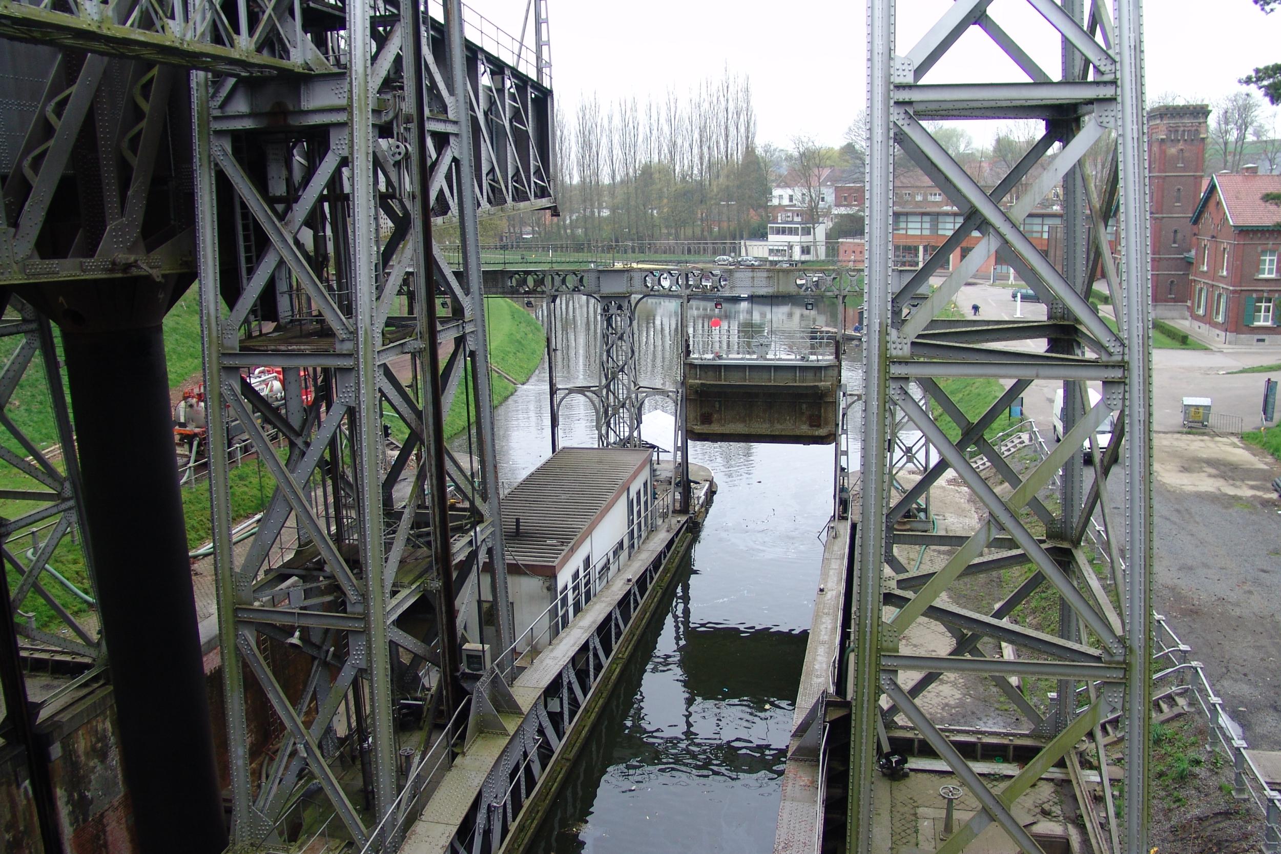 Scheepslift 3 Strepy-Bracquegnies | Binnenvaart in Beeld